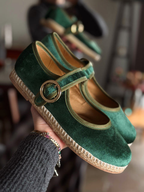 Mary Jane Yute Emerald – M. Valentina - María Valentina Cancún